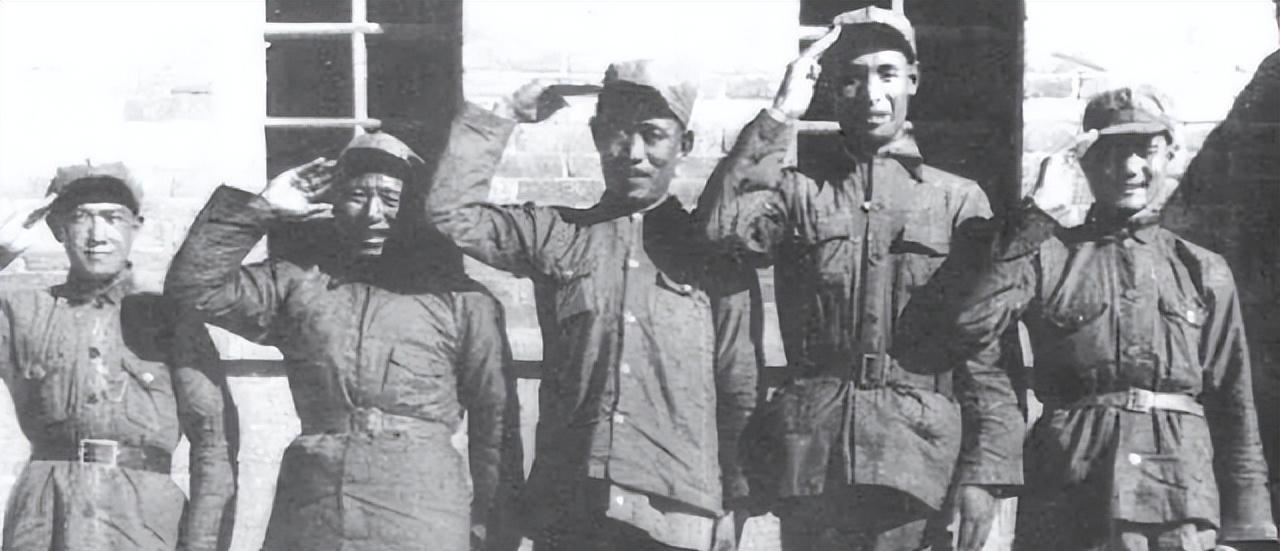 He used to be Xu Shiyou's orderly, but four years later he became the ...