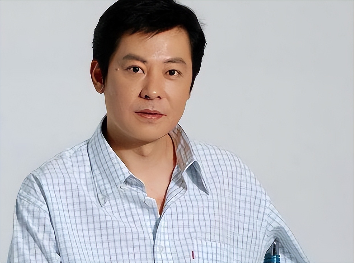 The 57-year-old actor has settled in the United States, his wife is ...