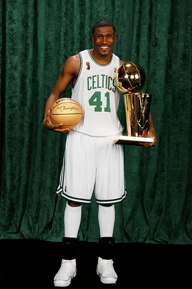 NBA 365 days 365 stars - James Posey - iNEWS