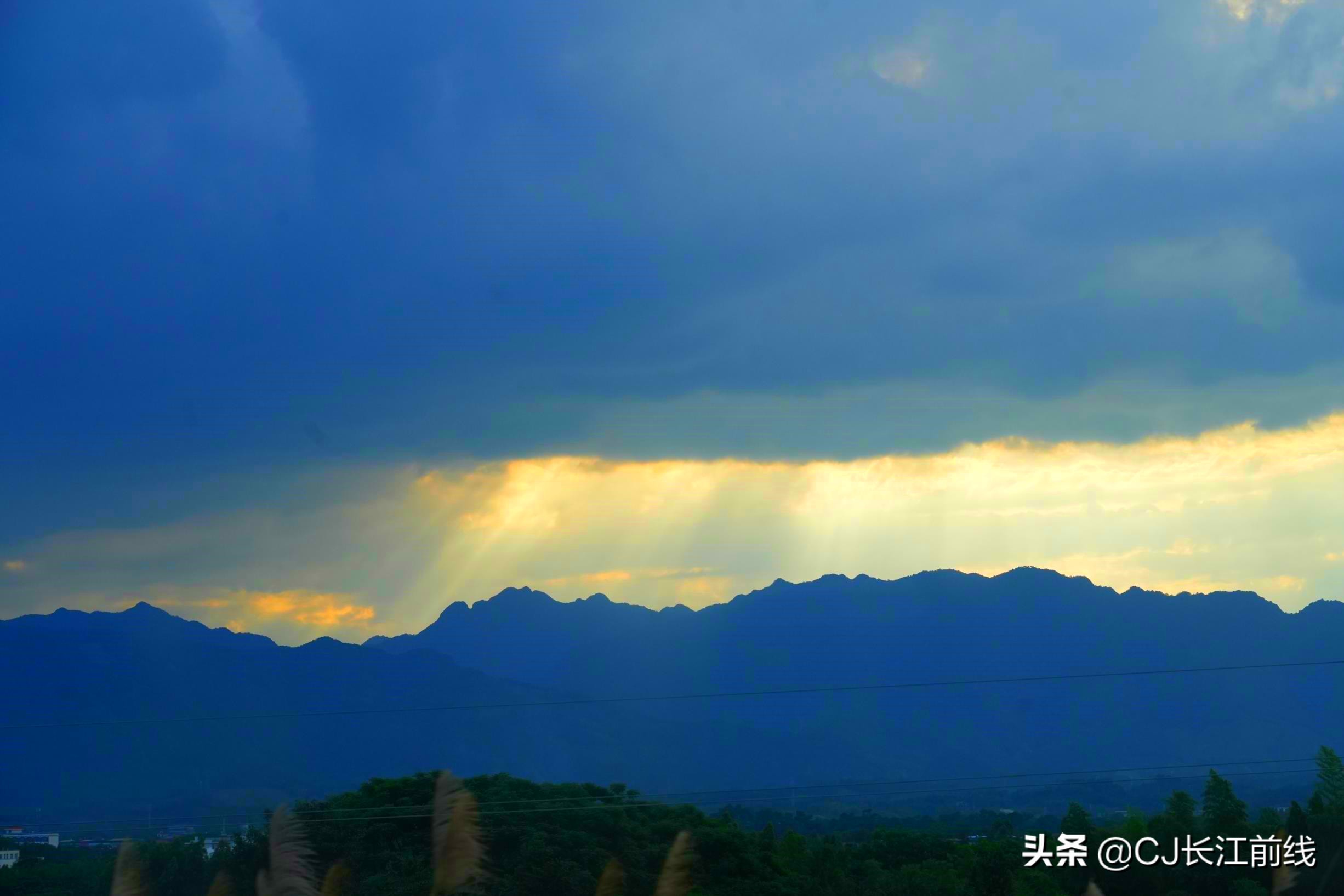 The beautiful scenery of Henan, Hubei, Hunan and Guizhou is infinitely ...