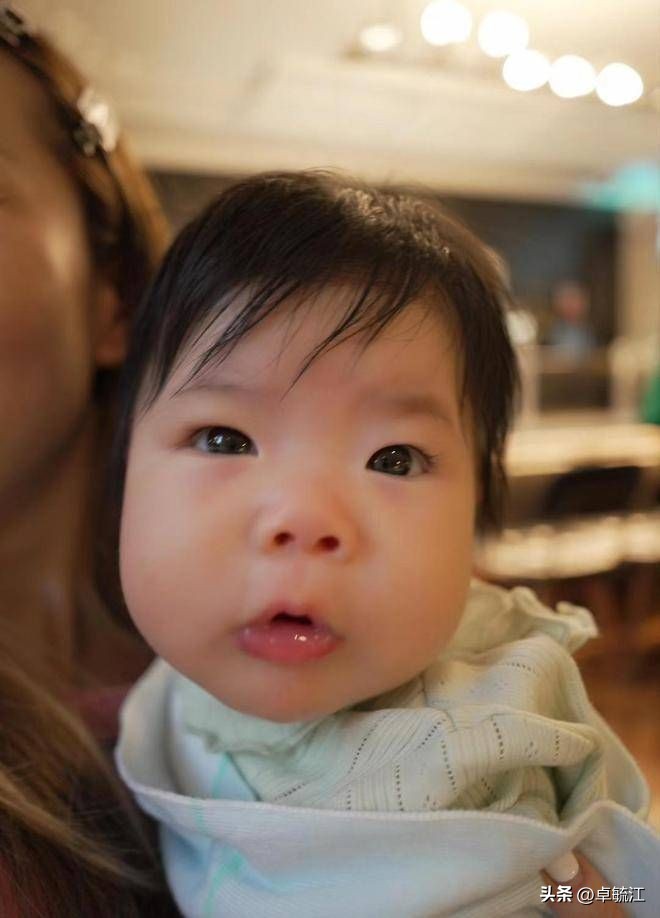 Baby Cheng Xiaoyue's 100th anniversary, her sweet smile will be passed ...