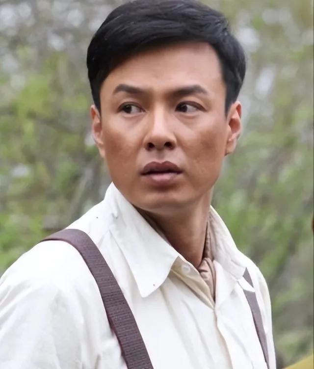 Actor Zhu Tie: Marrying his wife Ye Liang outside the circle, she also manages the money, and he ...