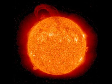 How should you answer when a child asks how old the sun is? - iNEWS