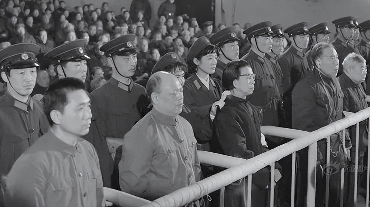 Yao Wenyuan was released from prison, and the 420,000-word memoir was ...