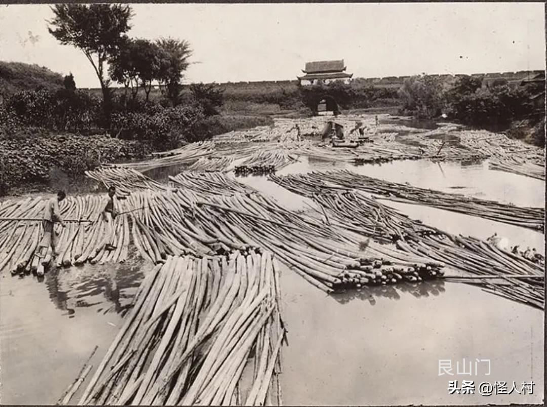 Looking for the ancient city gate of Hangzhou in the old photos, the ...