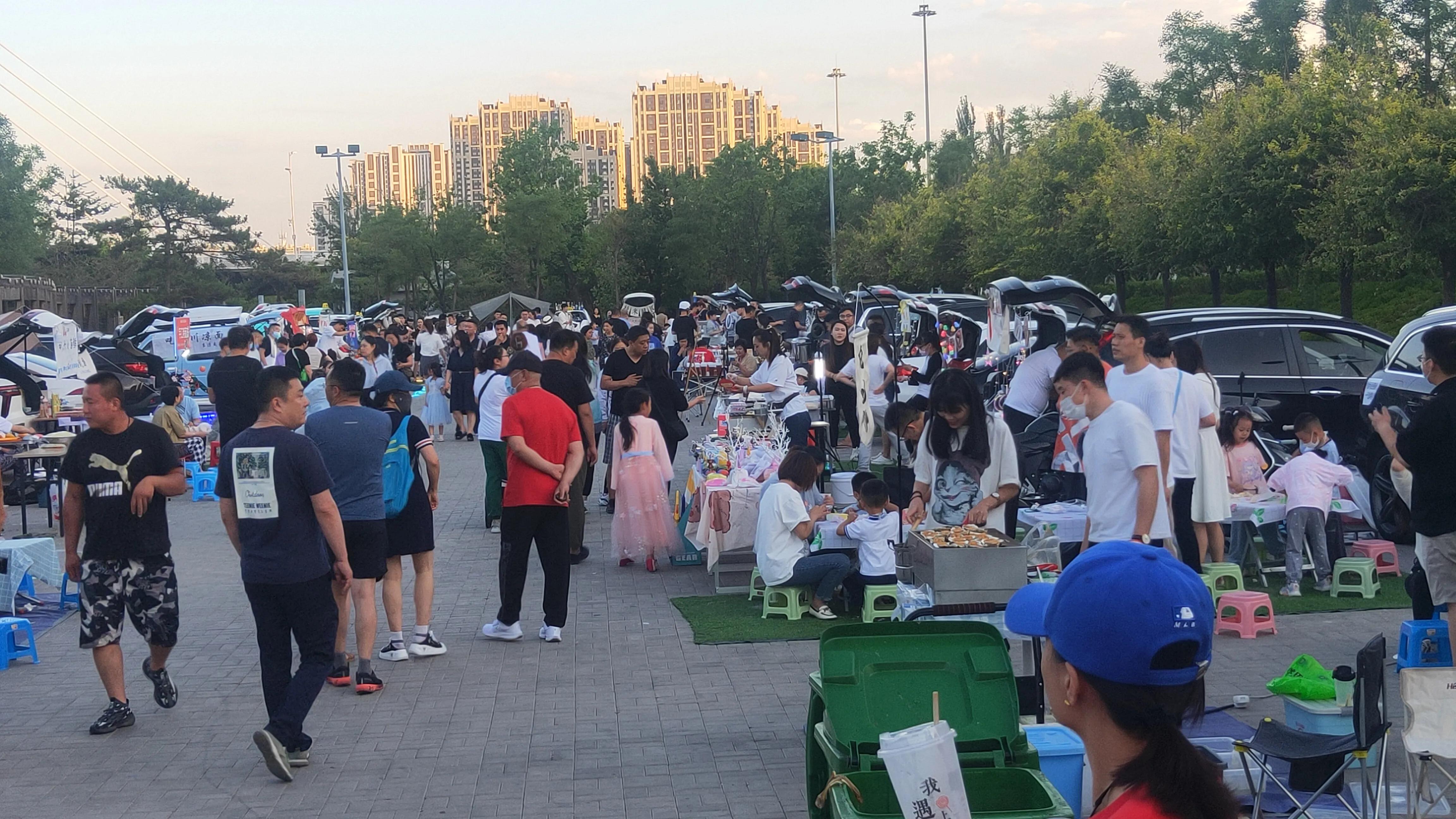 Shanxi Taiyuan trunk market - iNEWS