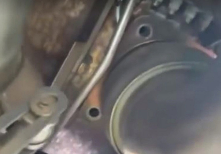 Horror! Qantas engine missing screws draws netizens' attention - iMedia
