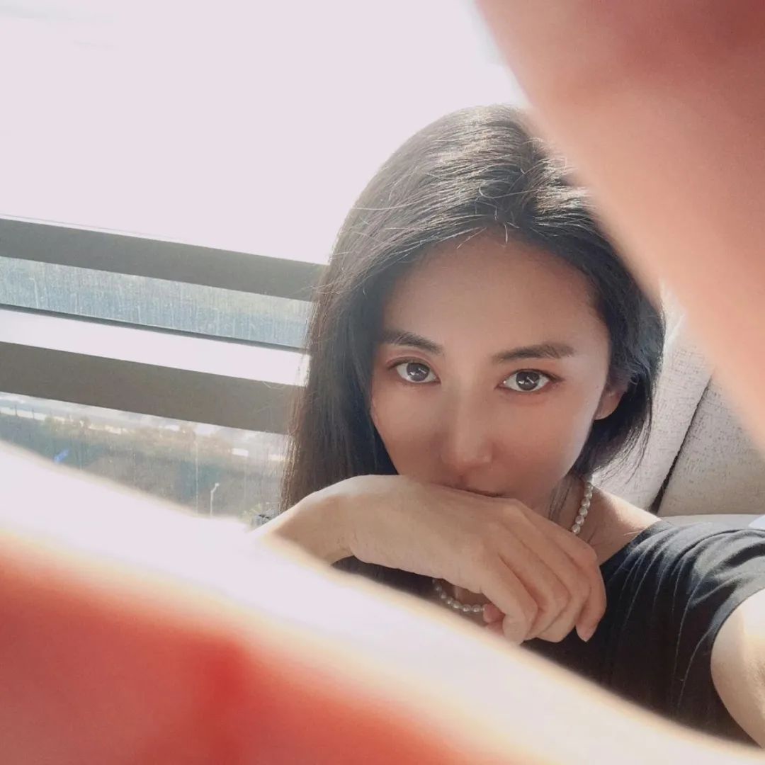 Little Gossip, Yi Yang Qianxi, Zhang Yishan, Liu Haoran - iMedia