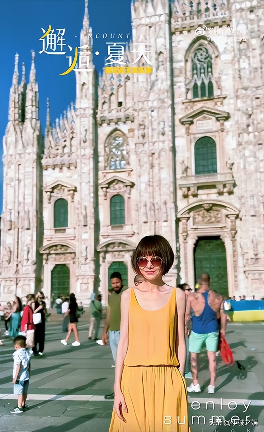 Chen Luyu strolled leisurely on the streets of Milan, skinny and skinny ...