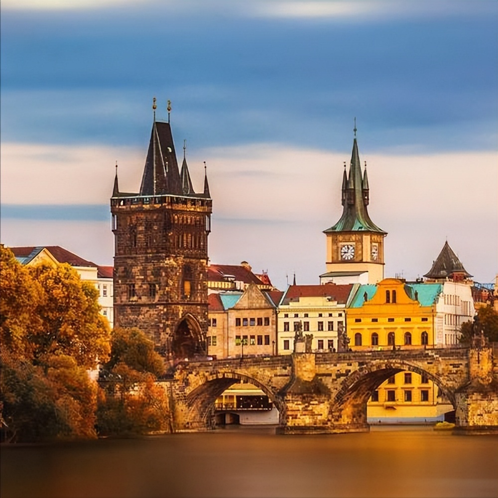 The Development of Architecture and Town Planning in North America ...