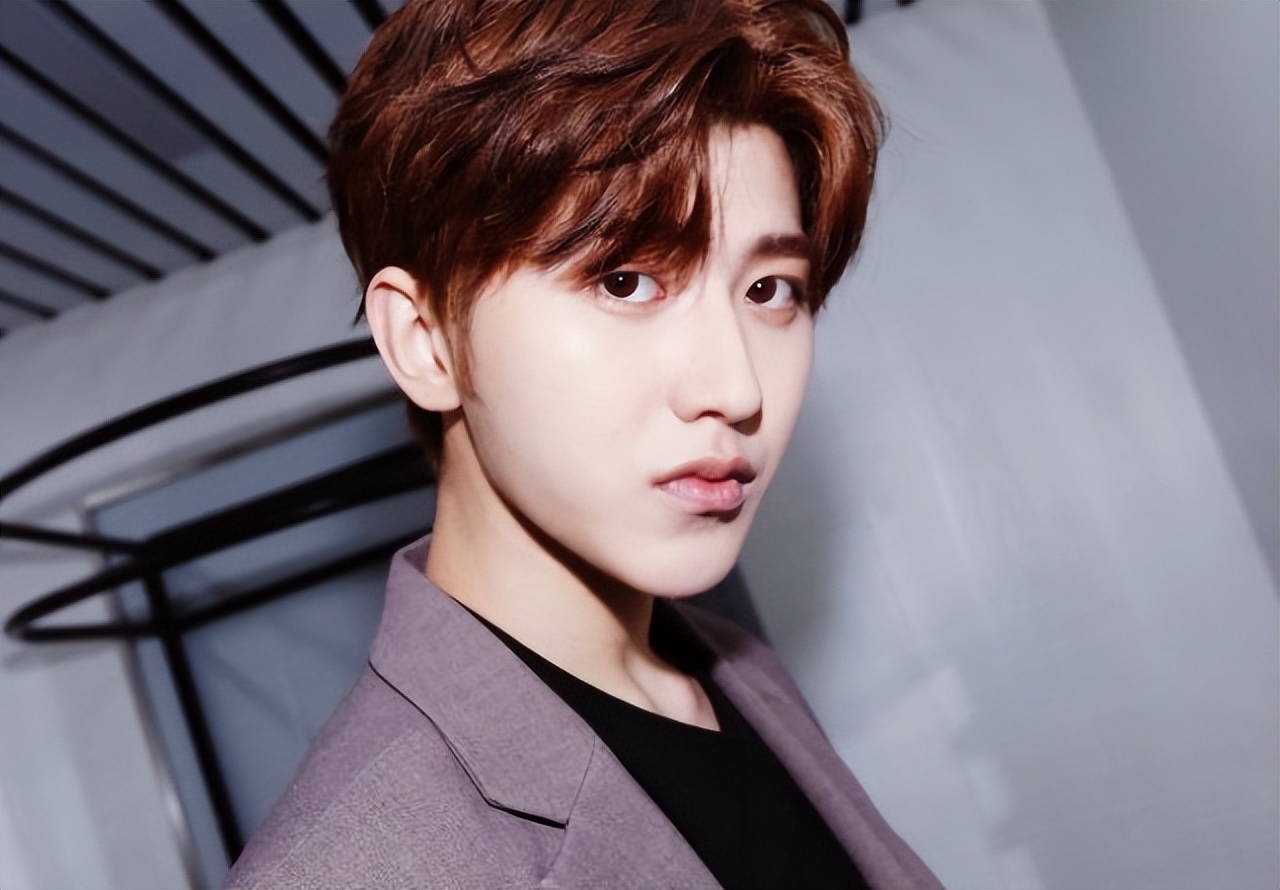 It took Cai Xukun 3 years from a newcomer to the top, but it only took 1 day to go from a ...