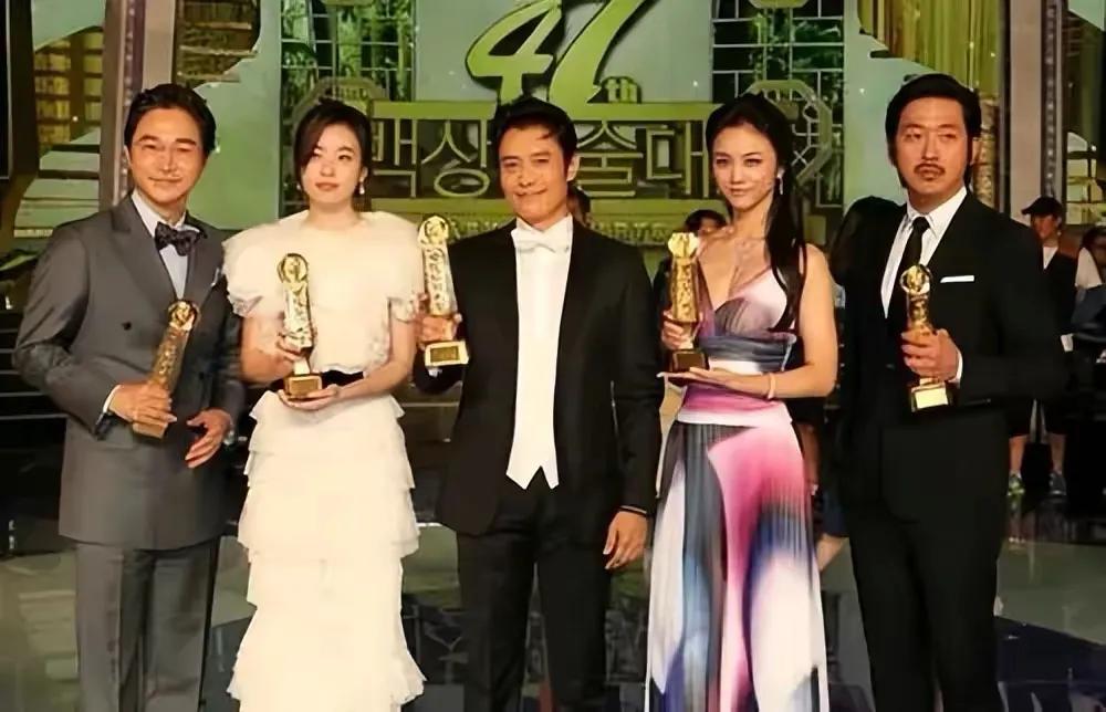 Tang Wei: Banned 15 years ago for a film "Lust and Caution", 15 years ...