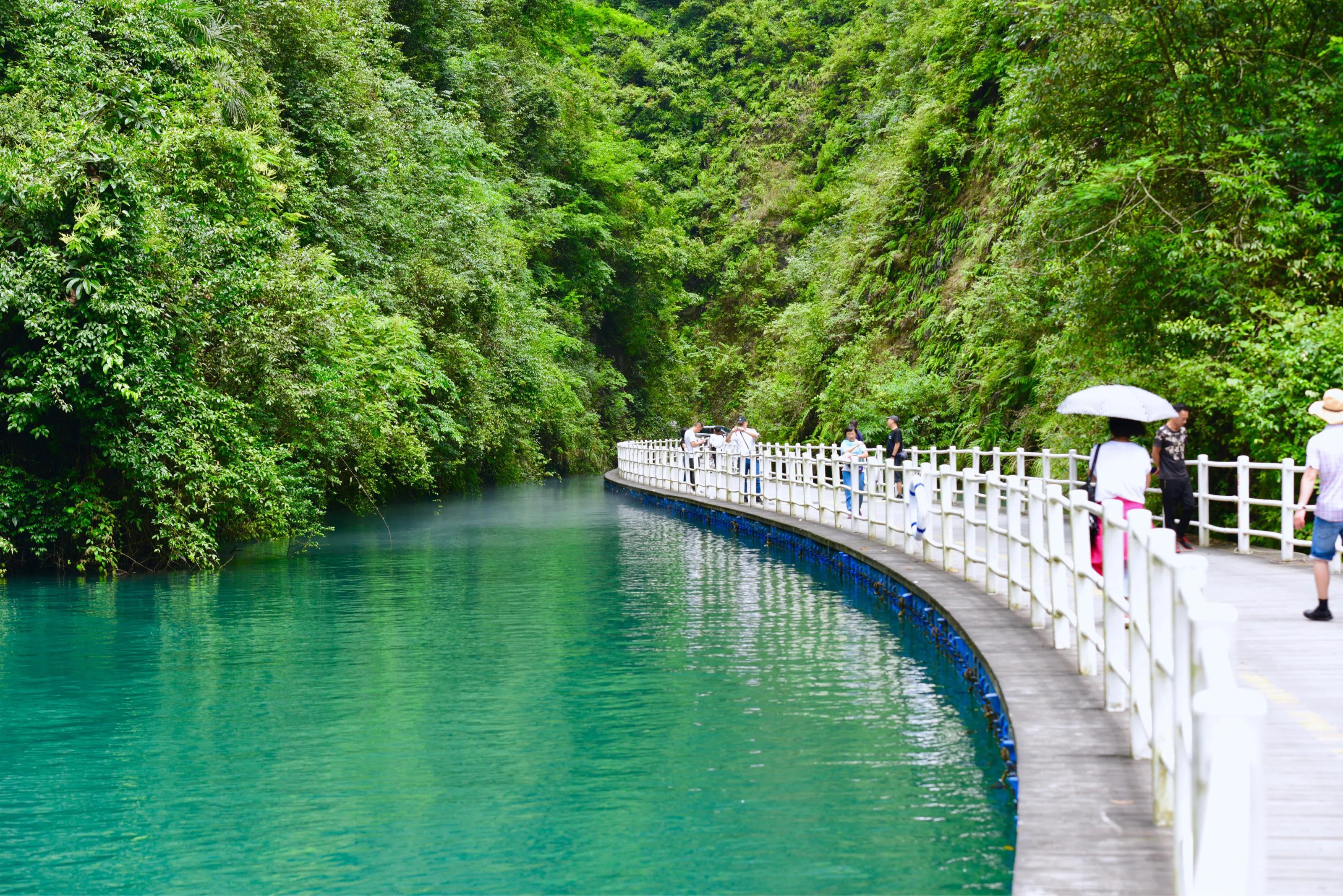 When I went to Enshi, Hubei in July, I realized that there are many ...