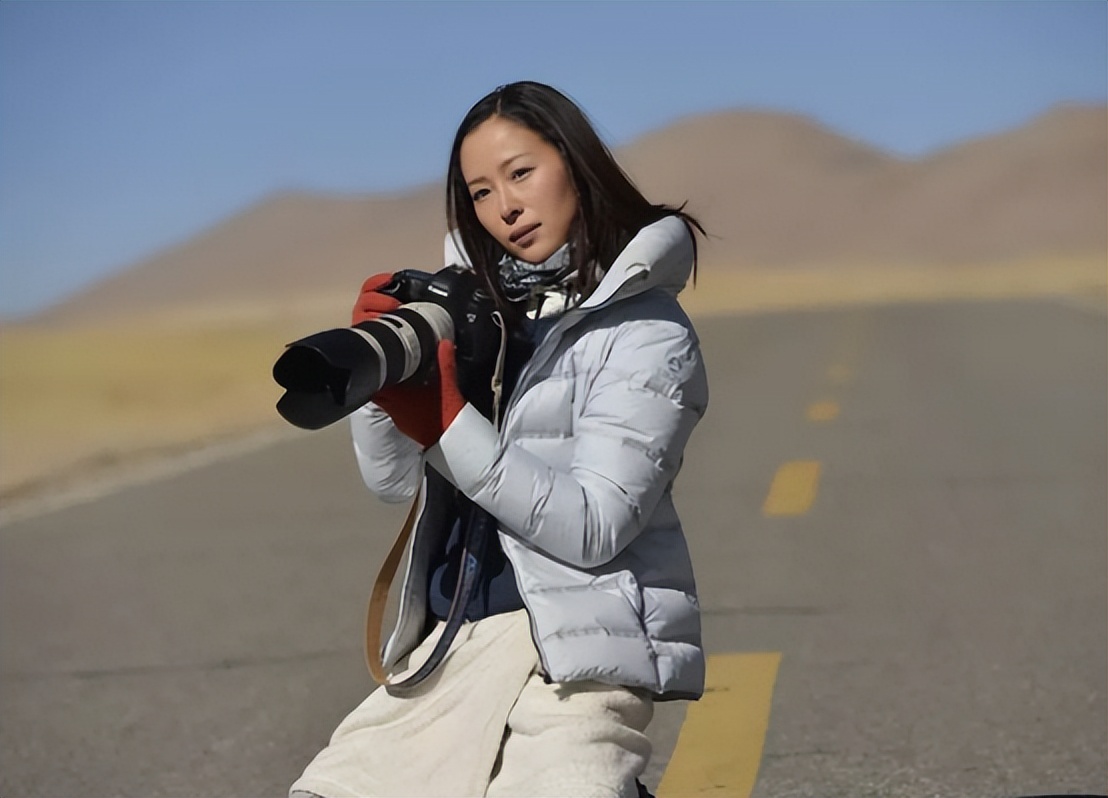 The top-notch green tea Jiang Yiyan finally appears - iNEWS