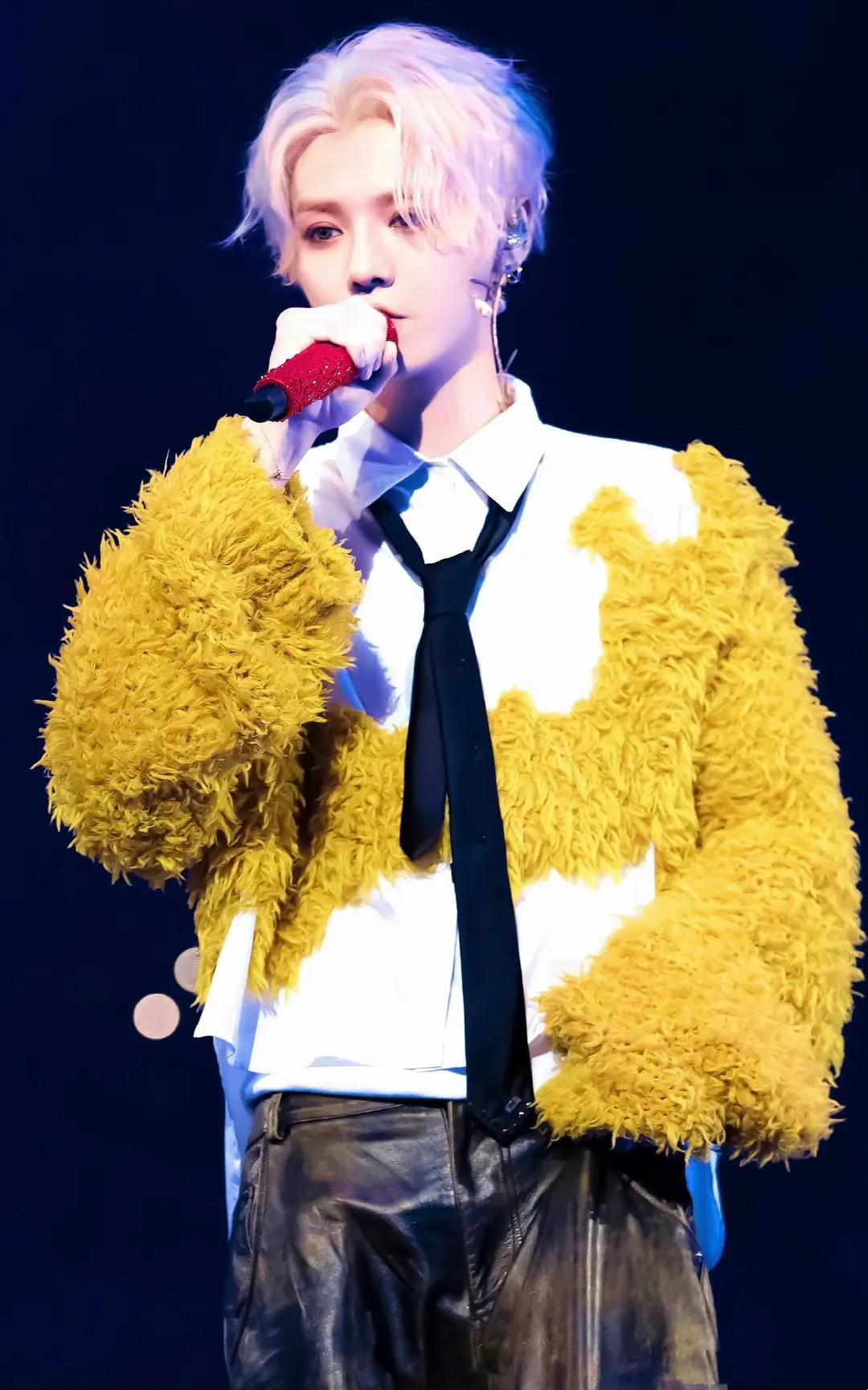 Lu Han's concert looks super handsome - iMedia