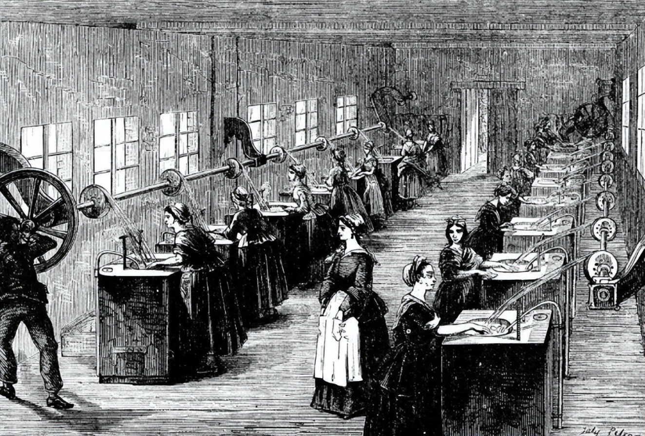 Analyze the evolution of the traditional British apprenticeship system ...