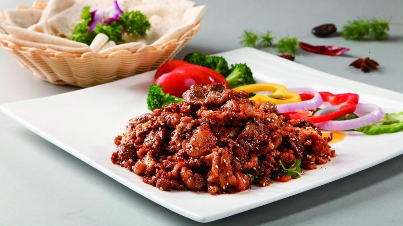 The most popular dish in summer food stalls, spicy and appetizing ...