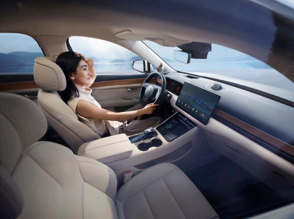 What are the advantages of HUAWEI ADS2.0 advanced intelligent driving ...