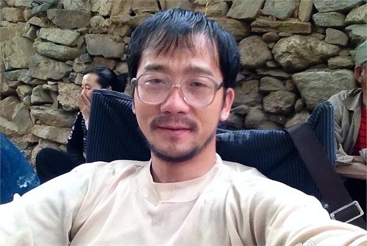 Actor Chen Chuang, popular in "The Roaring Dog" and peaked in "Fugui", but the current situation ...