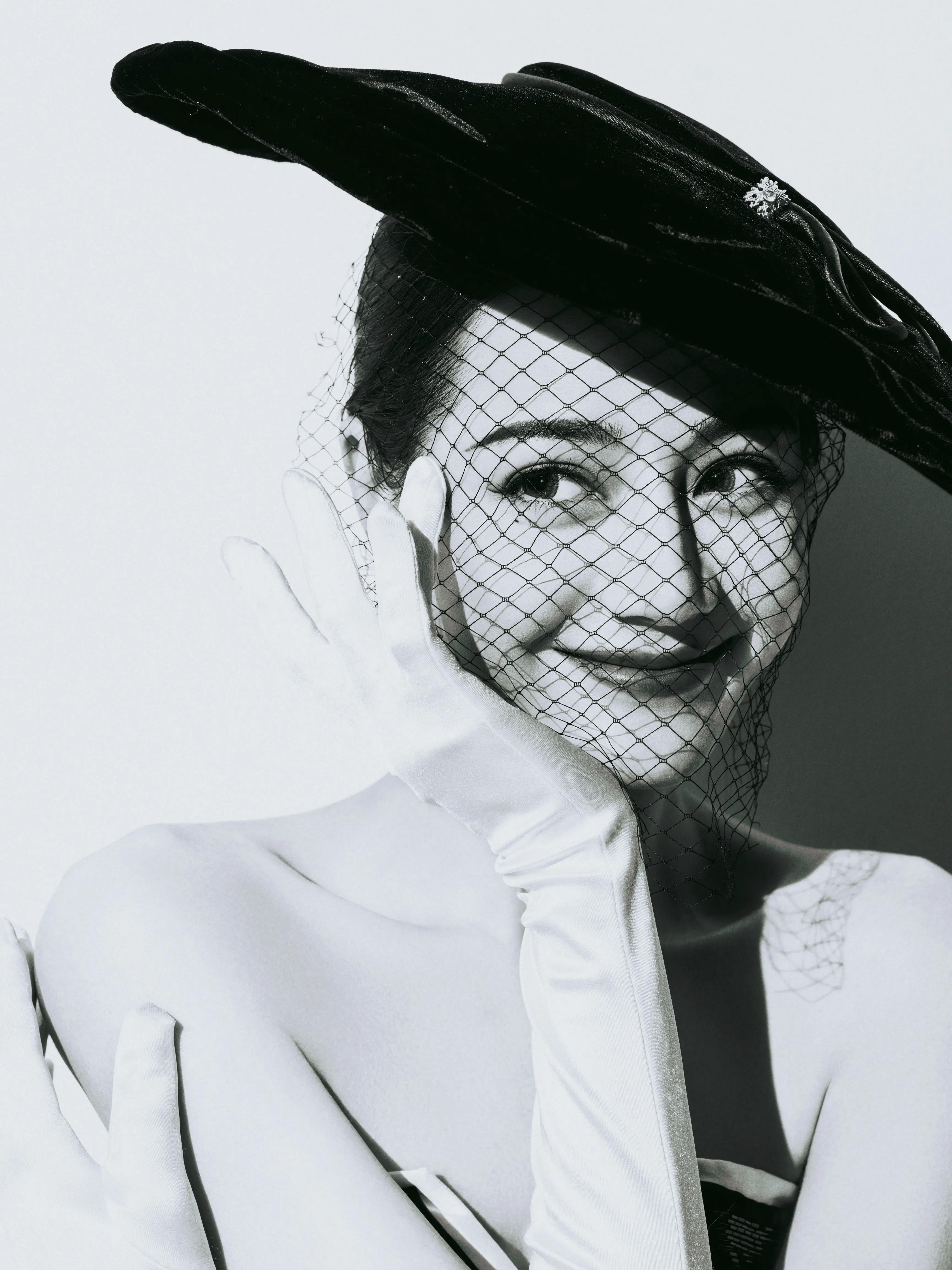 Di Lieba - retro beauty - iMedia