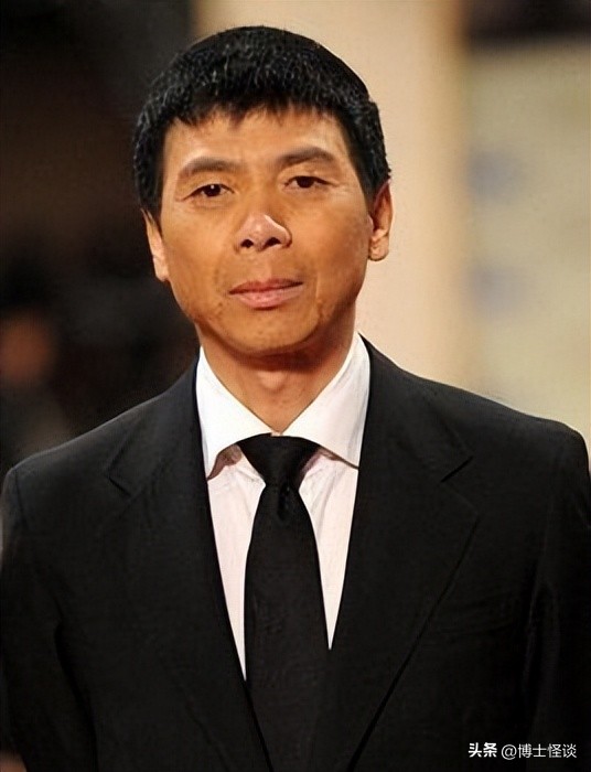 Naked substitute actor Shao Xiaoshan complained bitterly: Feng Xiaogang ...