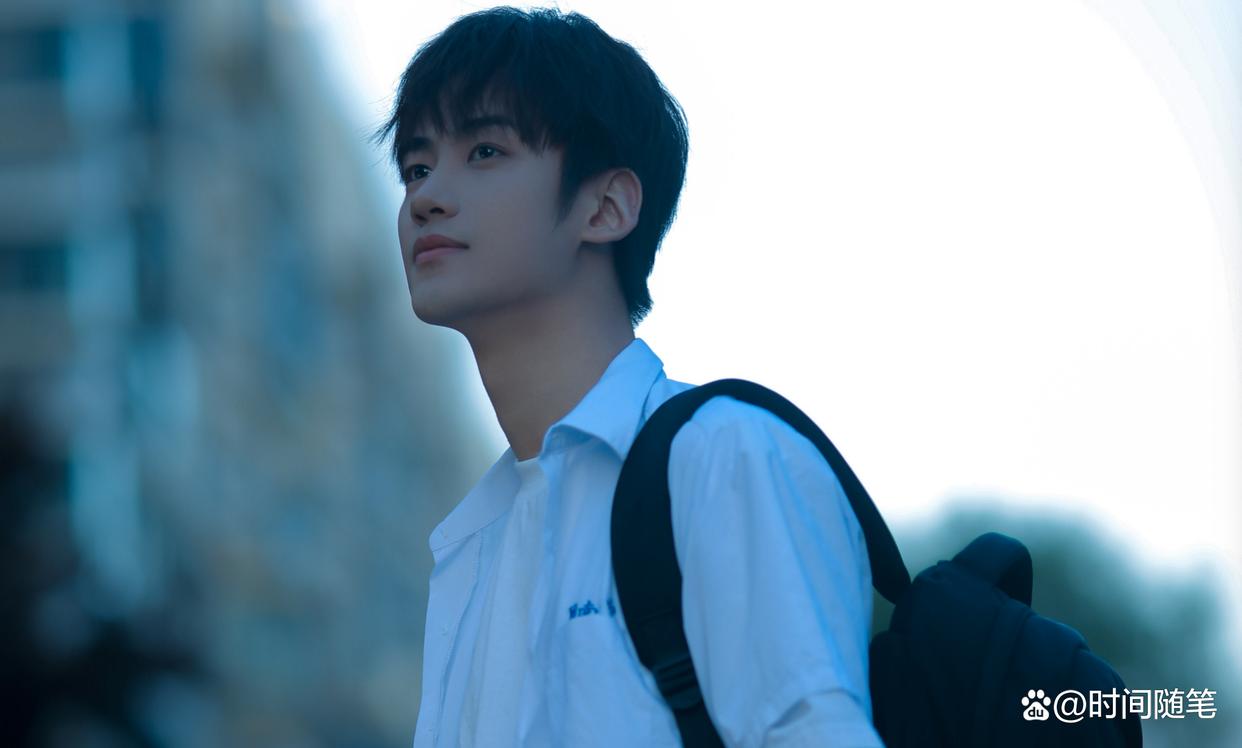 Actor Liu Feng passed away suddenly, "199 Love" co-operated with Yang ...