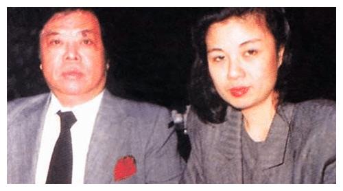 23 years ago, he had 130 billion. Li Ka-shing wanted to call him the ...