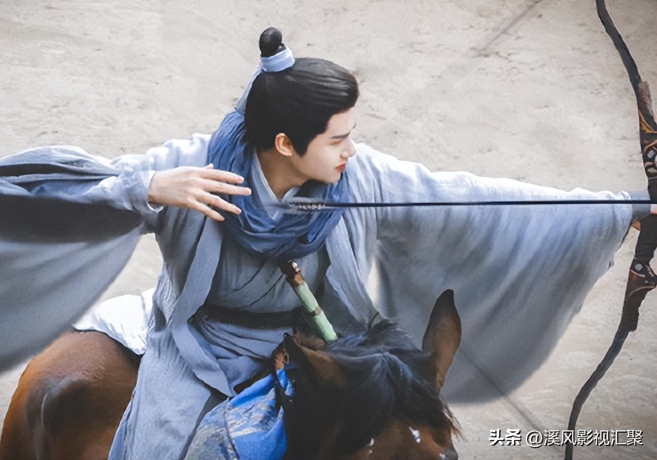 "Heroes" Cheng Yi red official uniform Reuters, Bao Shangen looks so ...