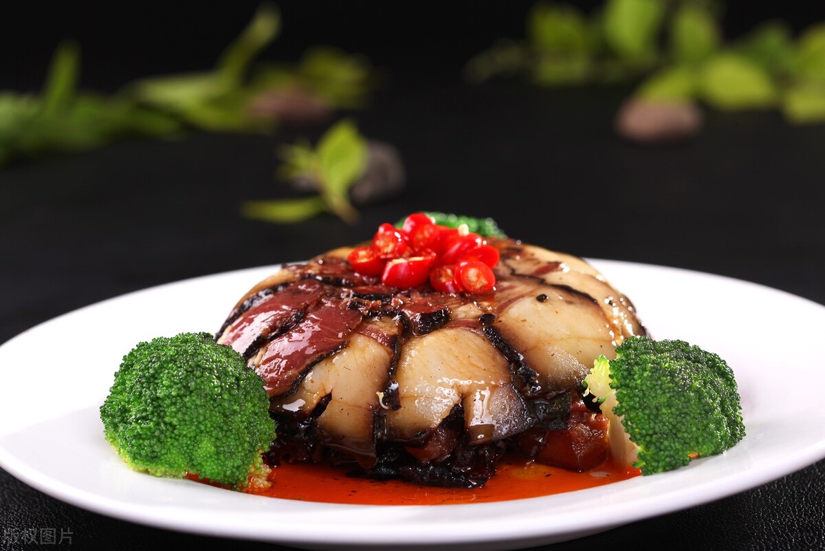 Tasting Hunan Cuisine Lamei Combined Steaming: Multiple Experiences of ...