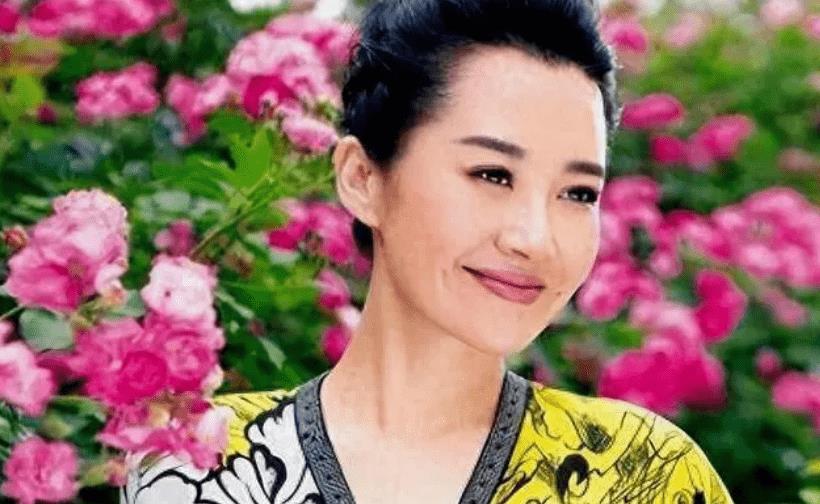 Original facts prove that 54-year-old Xu Qing, who is "unmarried and ...