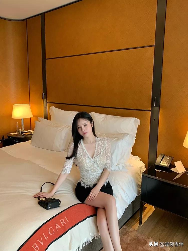 Fashion collocation: French small high-end lace cardigan top slim fit ...