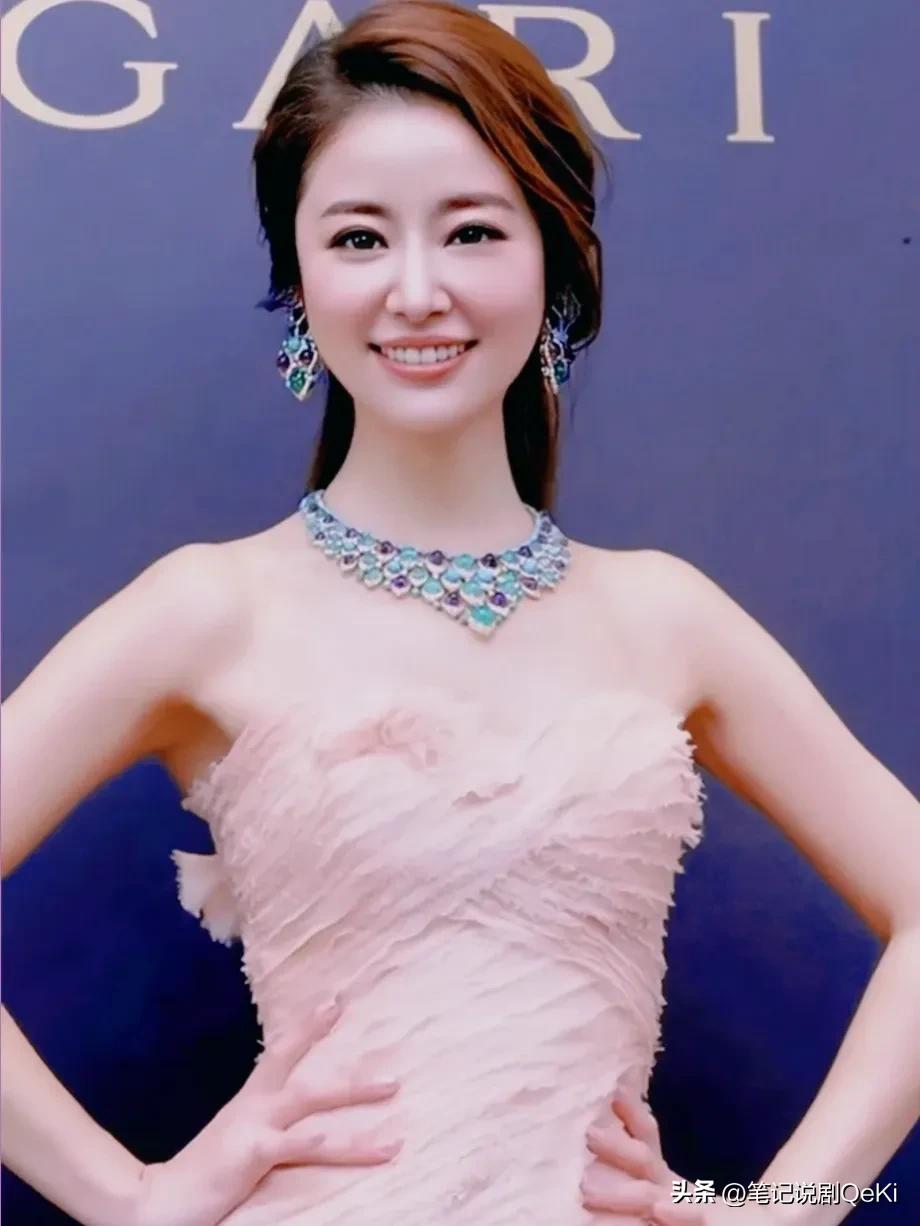 Wallpaper - Ruby Lin - iNEWS