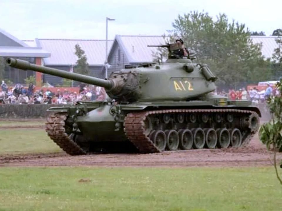 Why did the heavy tanks, which were so beautiful in World War II, die ...