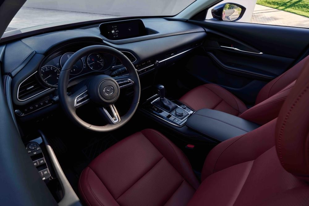 Chasing dreams together to love Zhuoyan Cai joins hands with Changan ...