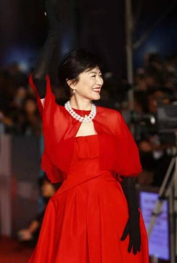 Brigitte Lin's elegant aging is very real. Although the law lines are a ...