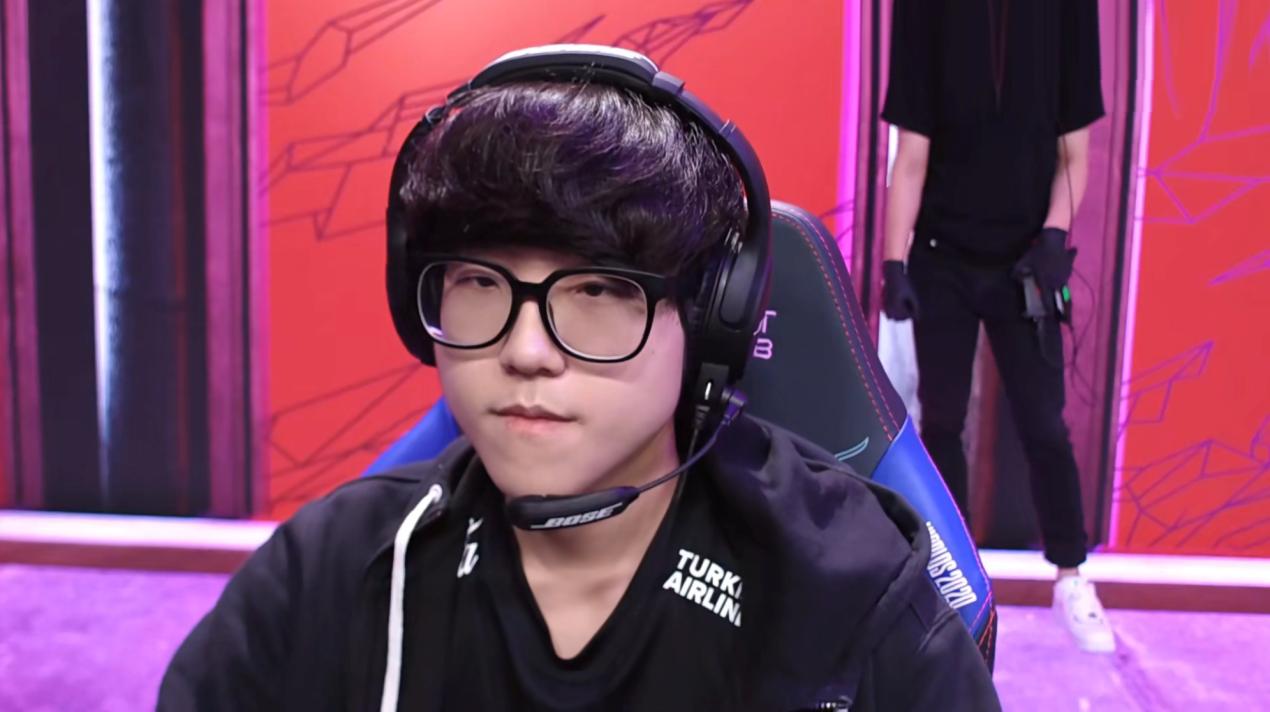 "Rookie was bullied in the team", Kakao cried at IG, so he decided to never return to LCK - iNEWS