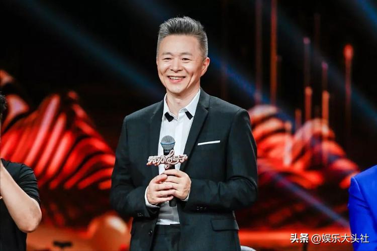 Wang Hongwei, the prince of the West: lost his father at the age of 4, and his mother has been ...