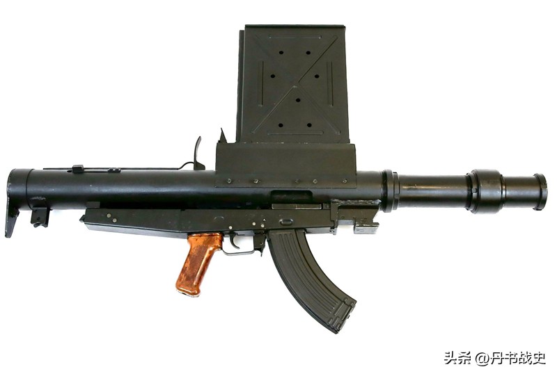 Polish AWGL-3 riot control system, five-barrel tear gas launcher - iNEWS