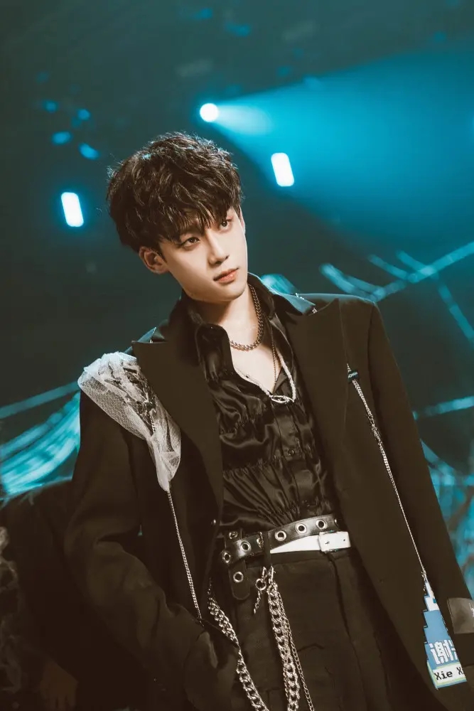 I want to see you tomorrow too: actor Xie Xingyang is out of the circle with a new drama - iNEWS