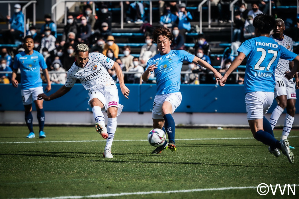 Japan Second Nagasaki Navigation vs Yokohama FC: Brothers and Sisters ...