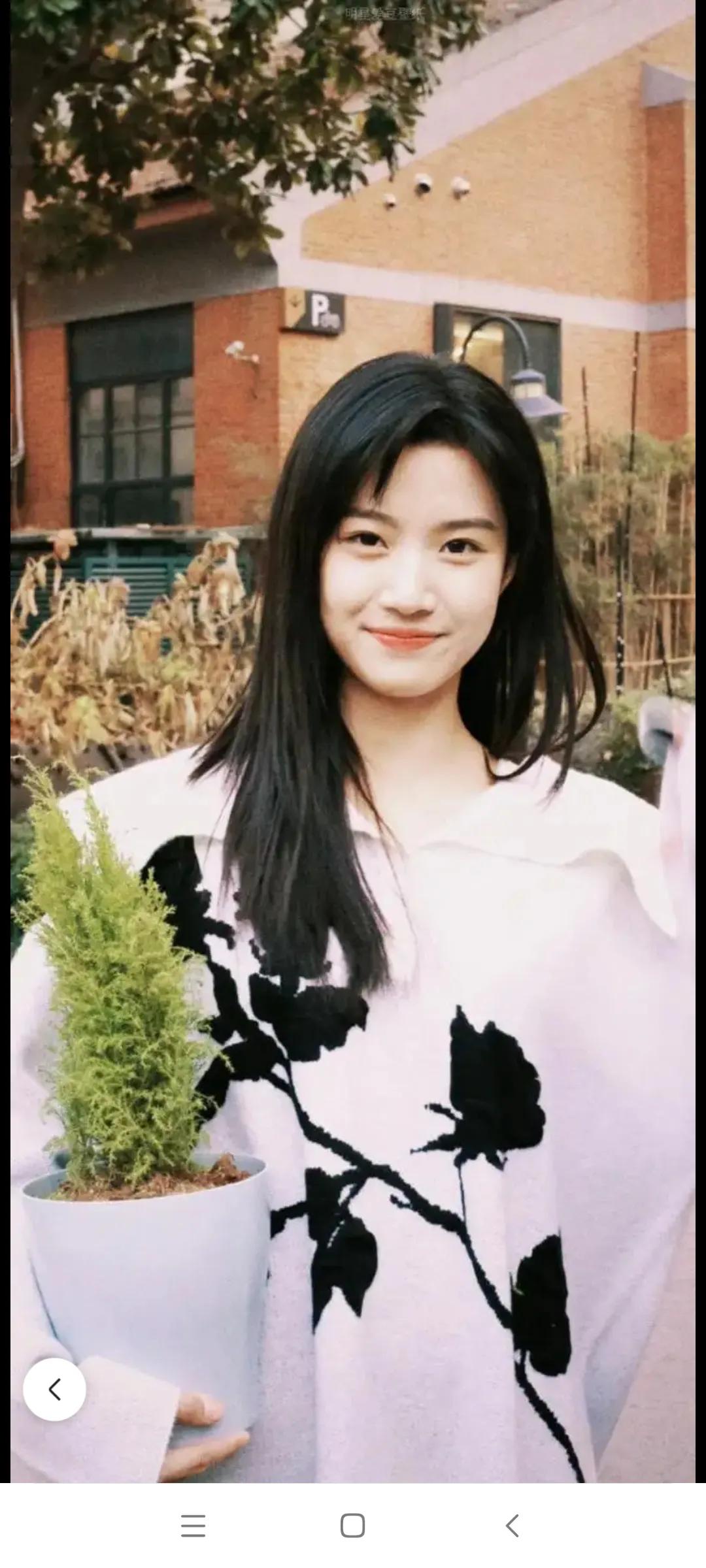 Lu Yuxiao, Ju Jingyi, the new generation of flowers, who do you like ...