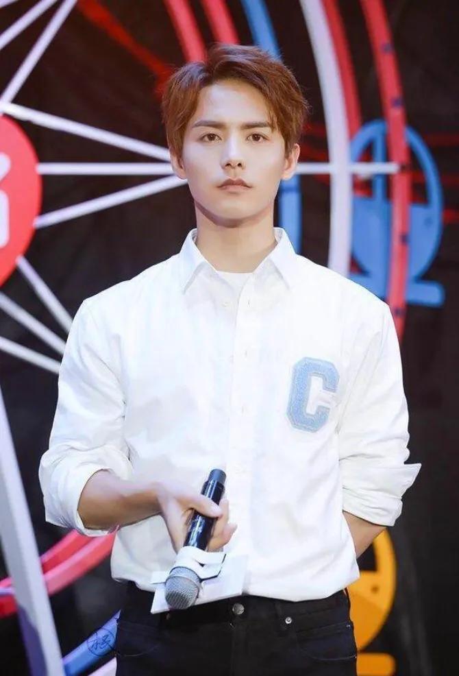 The handsome man recognized by the entertainment industry, the photos ...