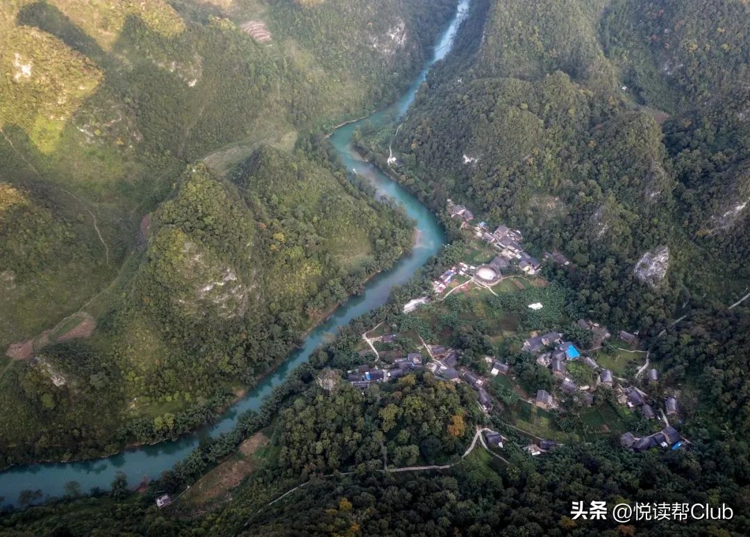 Mysterious and stunning! The Getu River captured by the aerial ...