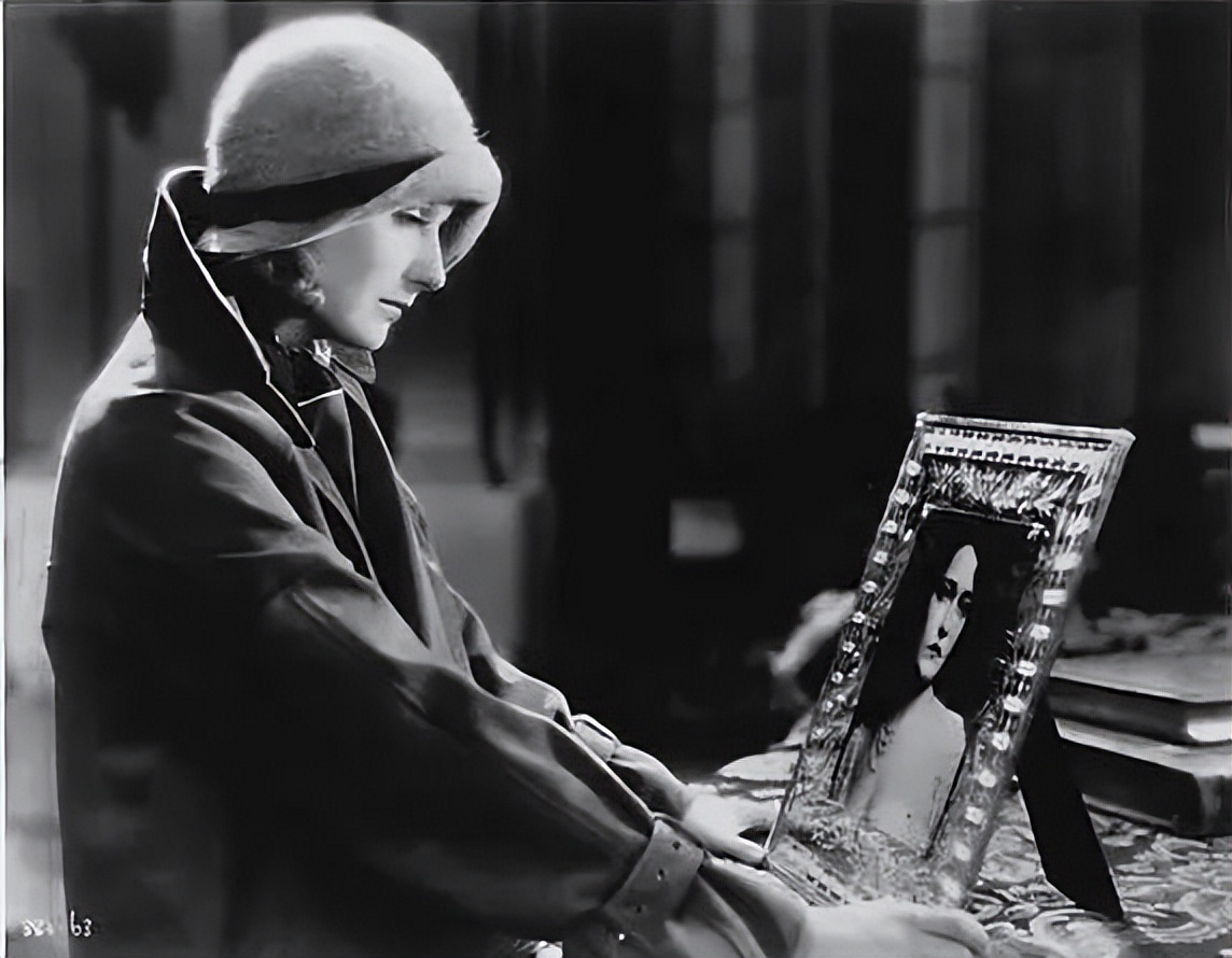 Peak retired, Garbo was the most mysterious actress in the last century ...