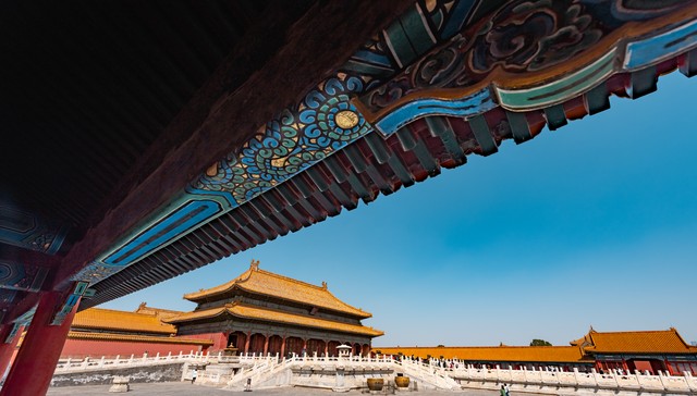 What is the meaning of abdication, and its influence in the history of ...