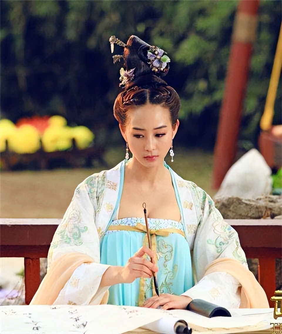 Huaichun, a talented woman in the Tang Dynasty, confessed her love to a ...