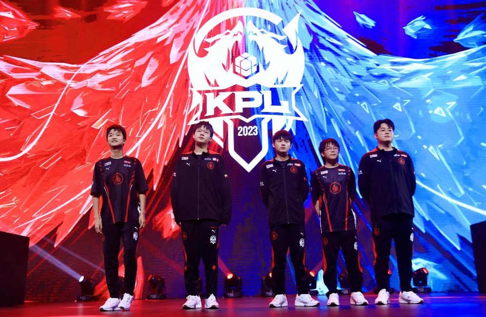 AG3-1DYG, the first MVP of the Aurora season, Yi'an broke the news that cat hit oxygen, it is ...