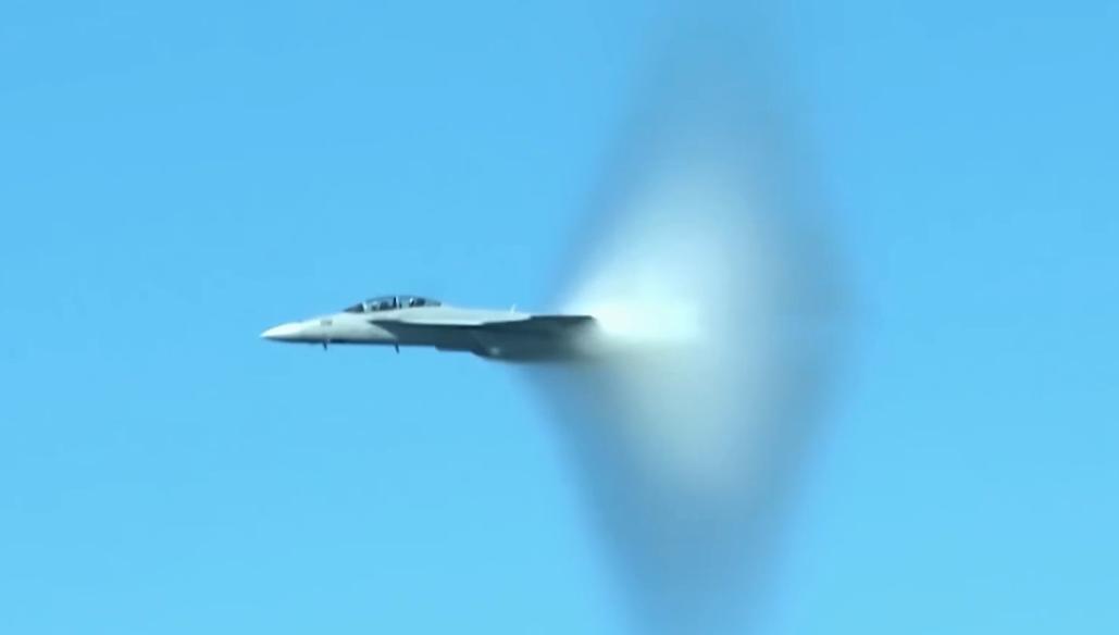 XB70 Valkyrie bomber: One of the fastest planes to fly - iNEWS