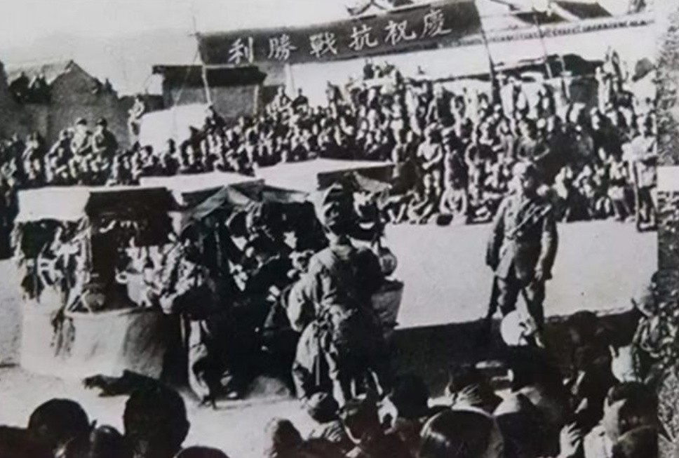 Both the commander and the political commissar of the 17th Red Army ...