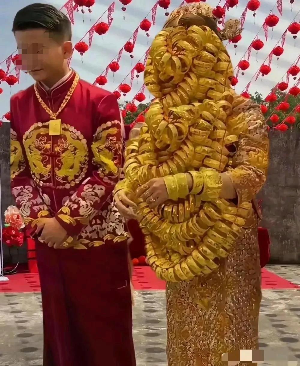 The Reality Behind Chinese Weddings - iNEWS